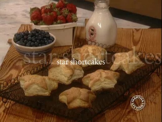 Video: Shortcake Stars | Martha Stewart