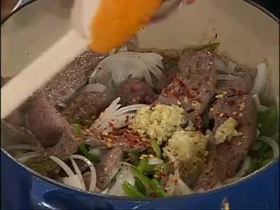 Video: Mood Beef with Favish Dish | Martha Stewart
