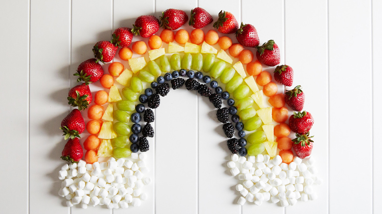 Go For The Rainbow These Fruit Plates Are Cute And Healthy Martha Go For The Rainbow These Fruit Plates Are Cute And Healthy Martha