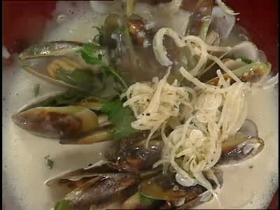Video: Thai Style Green Lip Mussel Broth, Part 3 | Martha Stewart