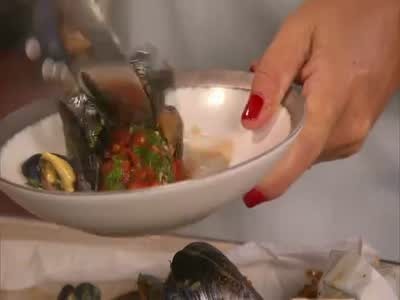 Video: How to Make a Simple Desert Dish with Pears | Martha Stewart