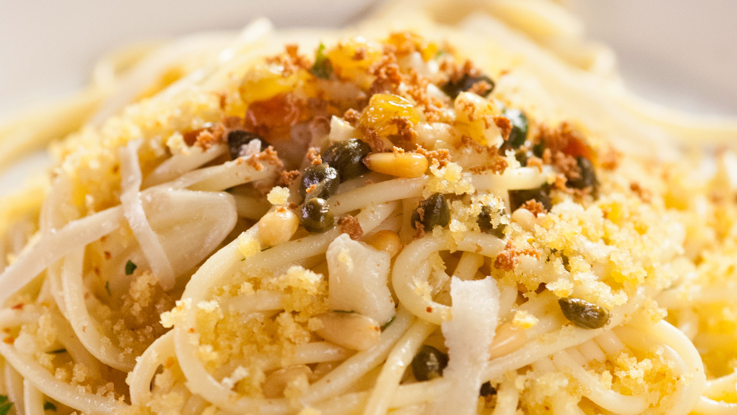 Bucatini with Breadcrumbs and Bottarga