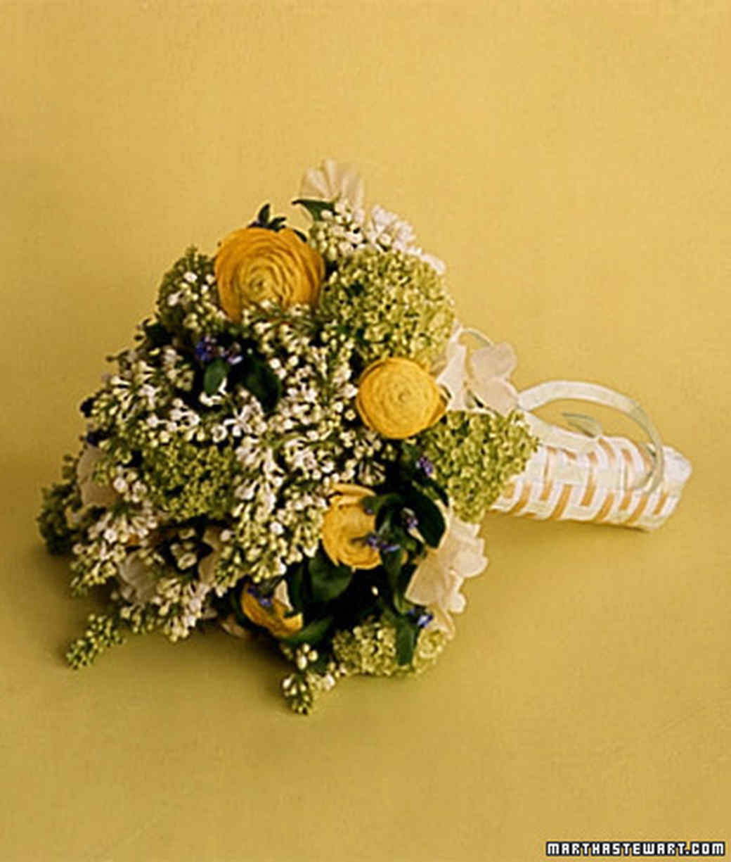 Basket-Weave Bouquet Wrap | Martha Stewart Basket-Weave Bouquet Wrap | Martha Stewart